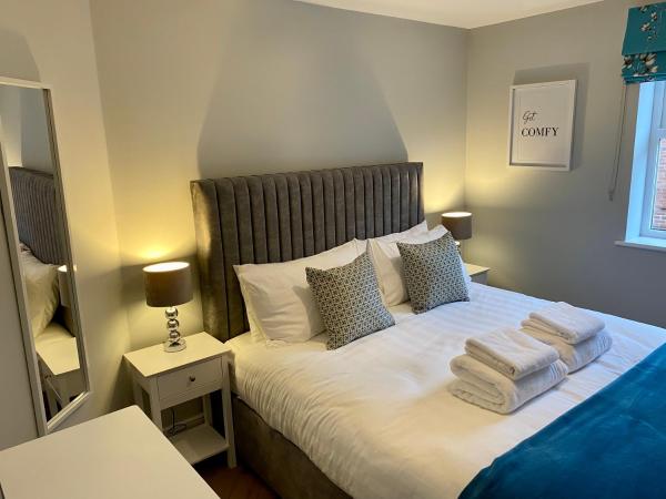 Luxury Riverside City Centre Apartment - York