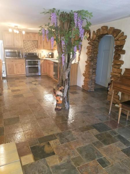 Your Comfy Home In Colorado Springs - Colorado