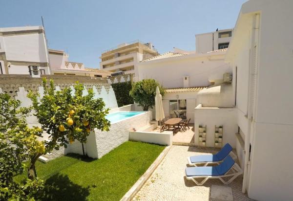 4-bedroom Villa With Garden & Pool & Ac At The Beach Praia Da Rocha - Praia da Rocha