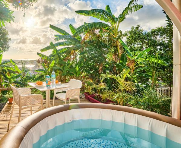 Suite Jacuzzi Et Vue Panoramique - Bed And Coffee Airport - Martinique