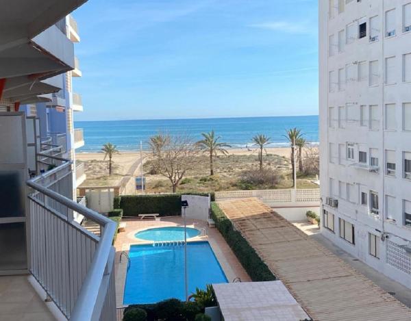 Monela Front Beach Sólo Familias - Gandia