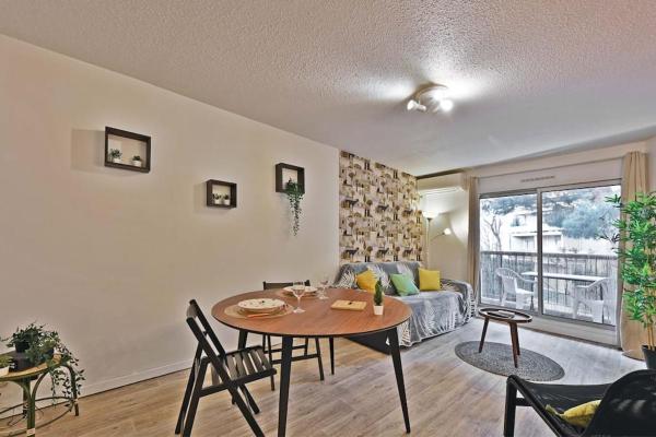 Les Comtadins - Parking Gratuit - Balcon - Clim - Sorgues