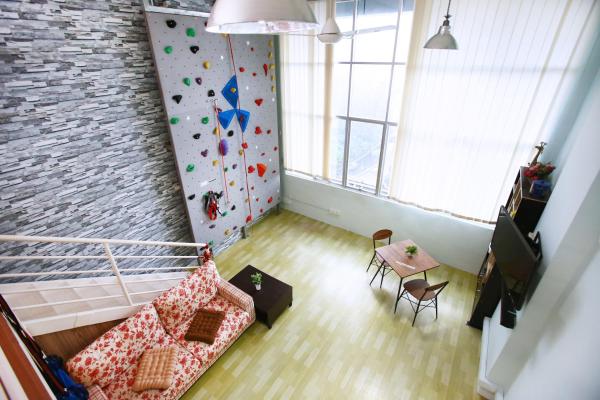 Private Rock Climb At The Ceo Penang - Bayan Lepas