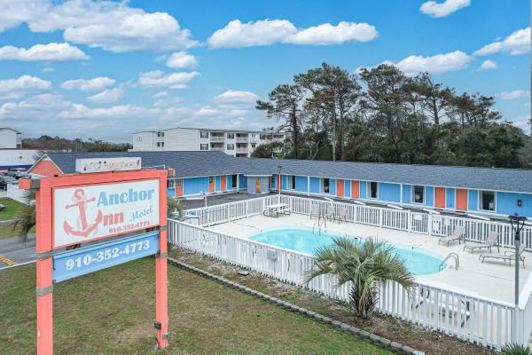 Anchor Inn Motel - Oak Island, NC