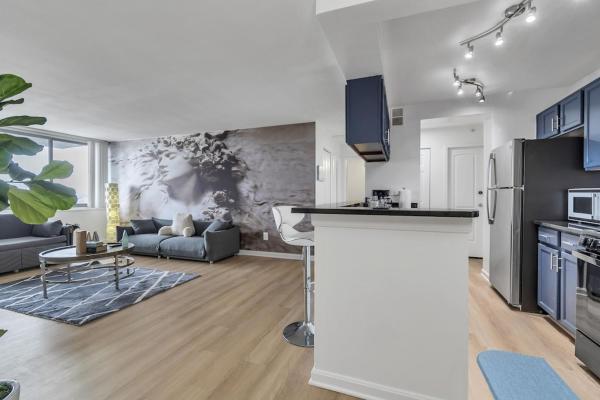 5 Star Apt - Towson, MD