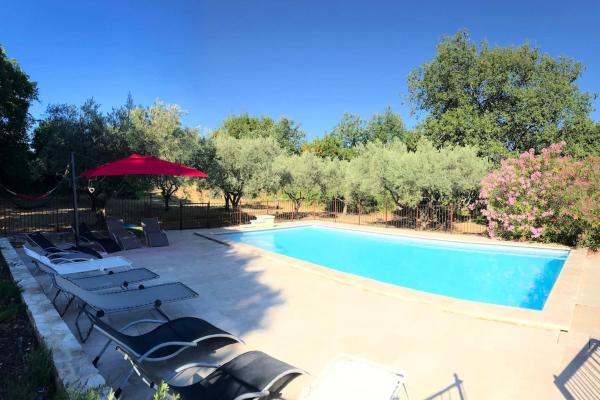 Villa Spacieuse Avec Piscine à Saint-michel-d'euzet - Bagnols-sur-Cèze