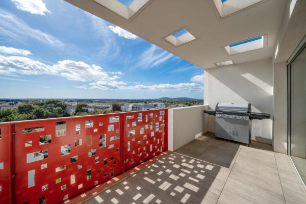 Large And Bright Nest With A Clear View Of The Sea - Fabrègues