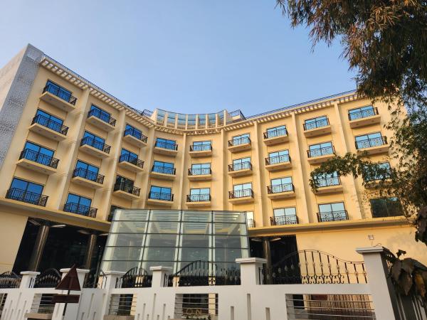 Paragon Hotel & Resort - Tripura