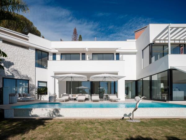 Villa Royale, Moderna Villa Con Piscina Y Vistas Al Mar - Marbella
