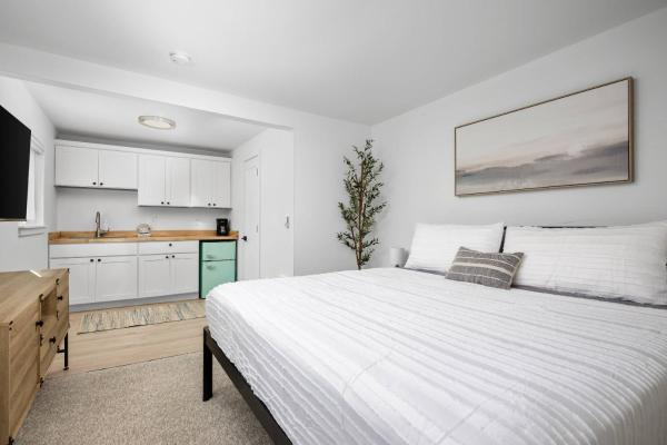 Inn At Rockaway Beach Unit 1 - Rockaway Beach, OR