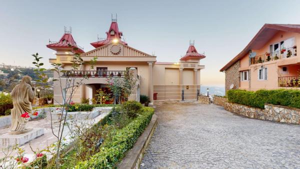 Radisson Hotel Shimla - Shimla