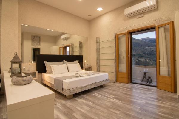 The Mountain House By Plakalona Villas & Apartments - Crète
