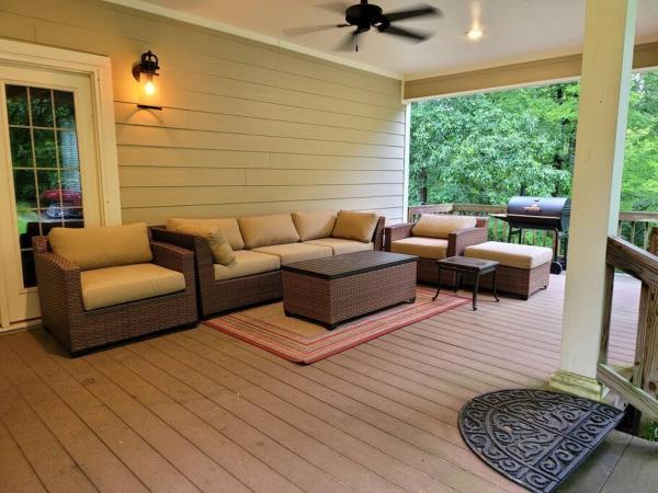 4. Spacious Historic Home In Lake Guntersville - Guntersville, AL