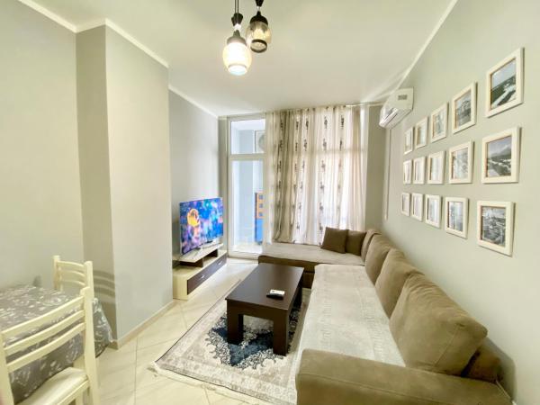 Pleasing Place With Free Parking On Site In Tirana Komuna E Parisit - Albania