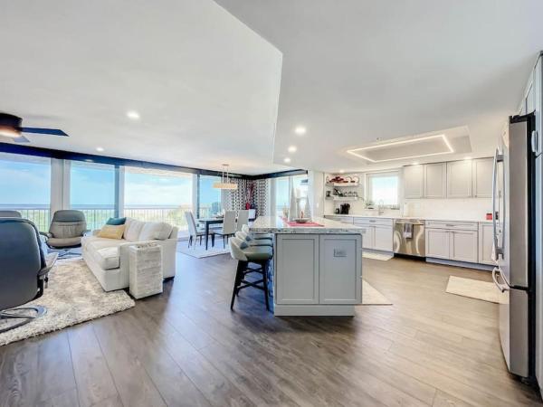 New Smyrna Luxury Beachfront Condo - Ponce Inlet, FL