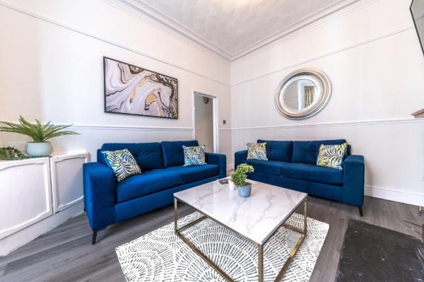 Stylish Luxury Large 4br Kingbed - Barrow-in-Furness