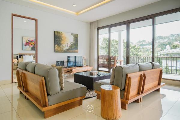 Asmaya Hill View Villa 7 Bedrooms With A Private Swimming Pool - Bandung