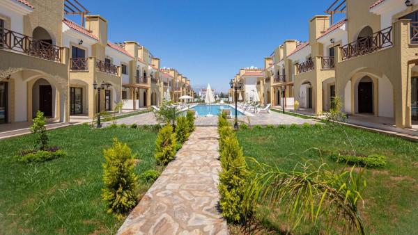 Salamis Gardens 2-bedroom Apartment - Famagusta
