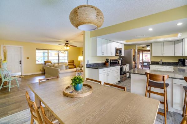 Fort Pierce Vacation Rental Walk To Beach And Jetty - Fort Pierce