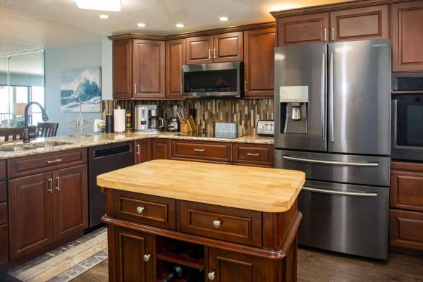 1-1206 - Ocean Sands - Madeira Beach, FL