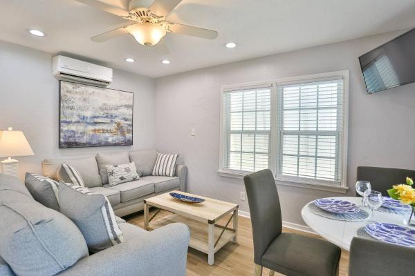 6 - Island Paradise Cottages - Gulf Mist - Madeira Beach, FL