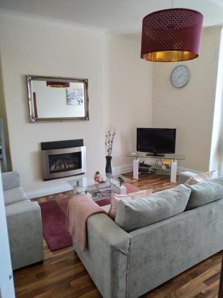 Modern 2bed Close To The Promenade & Theatre - Llandudno