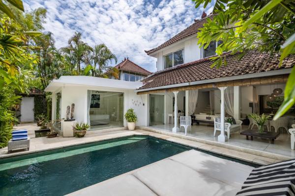 Esha Villa Drupadi Seminyak - 庫塔