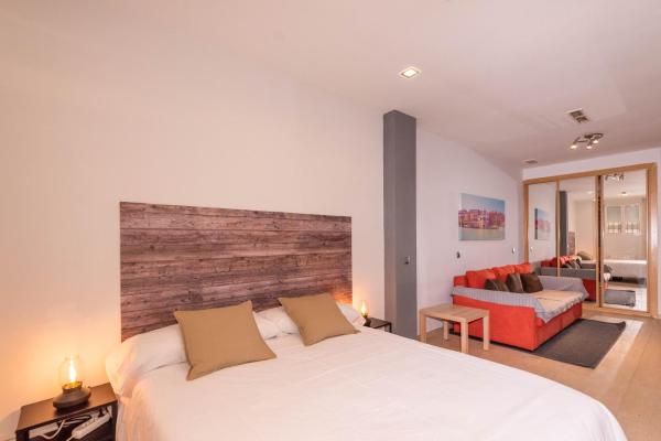 Modern And Lovely In Chueca - Madrid