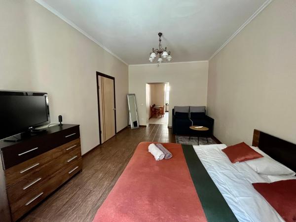 Old City Apartment With Parking - リヴィウ