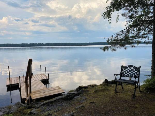 Cozy Lakefront Cabin - Pori