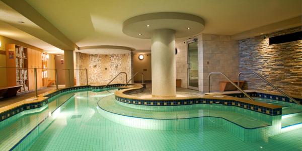 Banff Caribou Lodge And Spa - Banff