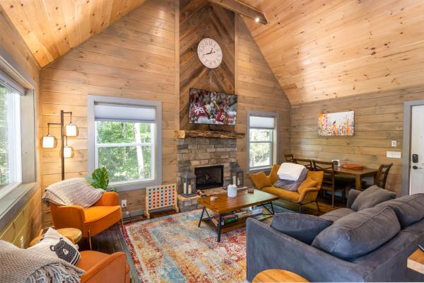 Rhodo Retreat - Beech Mountain, NC