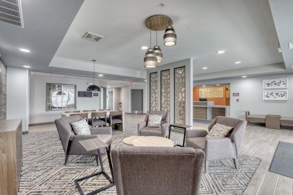 Candlewood Suites Milwaukee Airport - Oak Creek By Ihg - Wauwatosa, WI