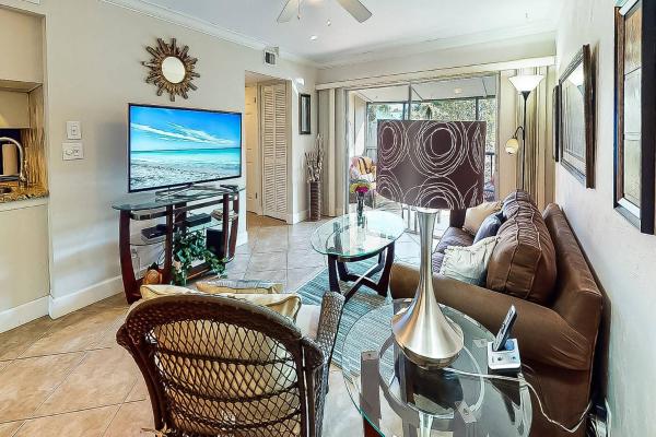 White Sands And Seashells - 1 Br 2nd Fl - Siesta Key, FL