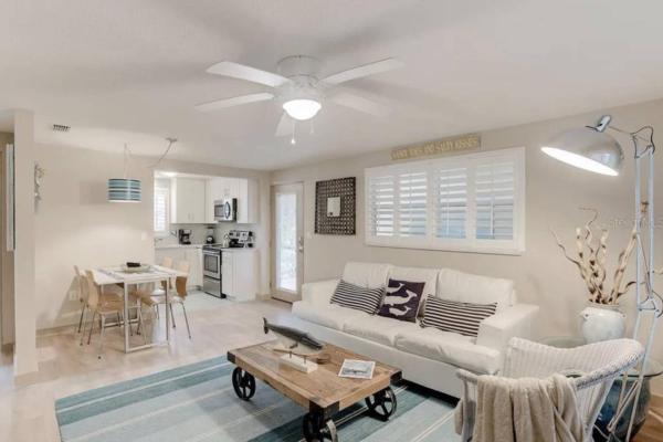 Lulu's Crescent Cottage #2 - Siesta Key, FL