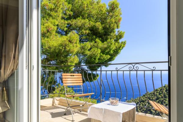 Sea View Apartment With Private Secure Parking 1 - Èze