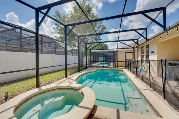 Central Family Home With Lanai Less Than 10 Mi To Disney! - Davenport, FL