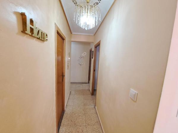 3 Bedroom Flat With Wifi - Puebla de Farnáls