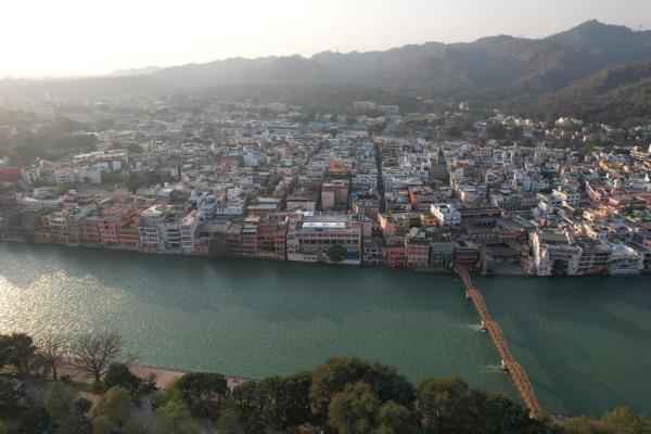 Perfectstayz Premium Ganga Heights - Ganga View Rooftop Cafe - Uttarakhand
