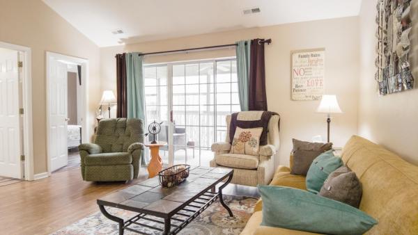 2br Condo - Near The Strip - Jacuzzi Tub - Stairs Required - Free Tickets Included - Ch1-35 - Branson, MO