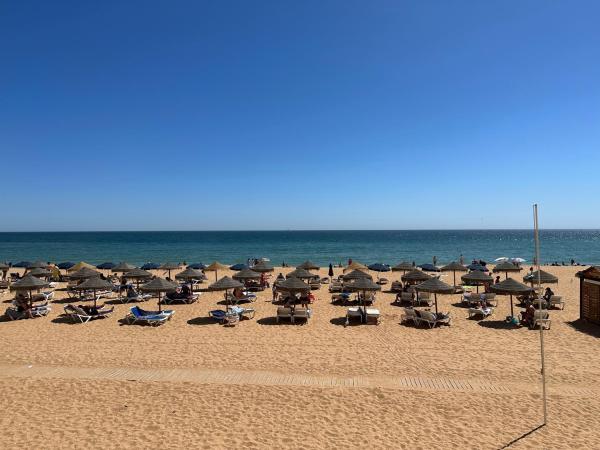 Bellavista Modern Comfort, 3 Balcony, Family Apartment With Wi-fi - Albufeira