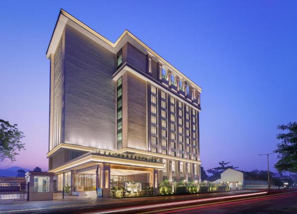 Bellevue Sarovar Premiere Junagadh - Junagadh