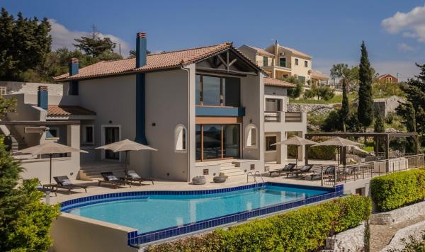 Luxury Villa Karmaniolos Fiskardo Kefalonia - Cephalonia
