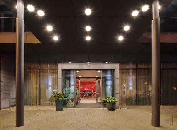 Adina Apartment Hotel Frankfurt Neue Oper - Frankfurt