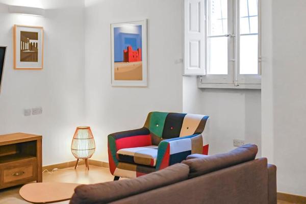Sliema Unique 4 Bedroom Townhouse Off The Beach - Valletta