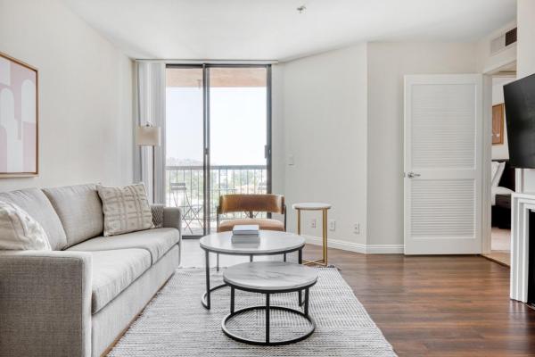 Hollywood 1br W Pool Nr Metro Restaurants Lax-510 - Hollywood, CA