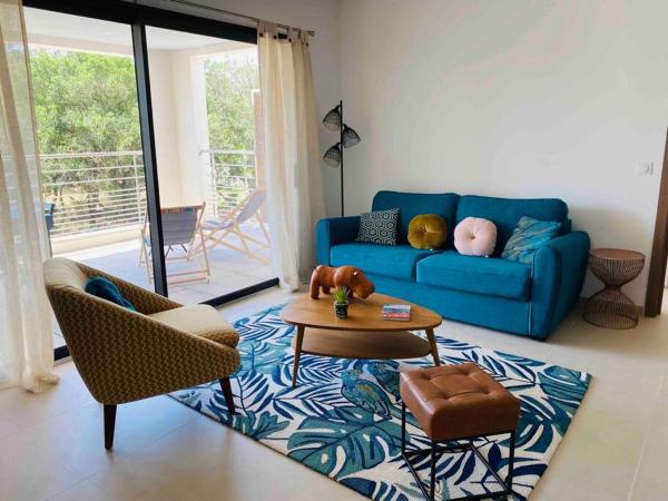 T2 Neuf 4 Personnes Avec Piscine/terrain Tennis - Plage de Palombaggia