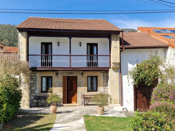 Casa Rústica Con Jardín En Pesués - Cantabrie