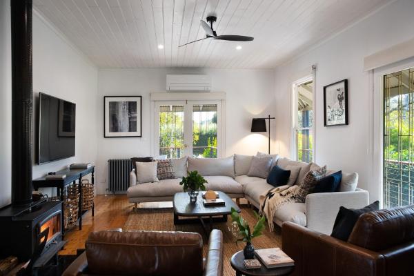 Sunshine House - Daylesford