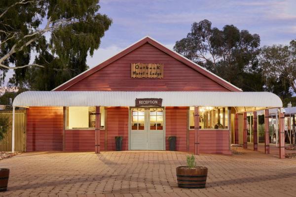 Outback Hotel - Yulara